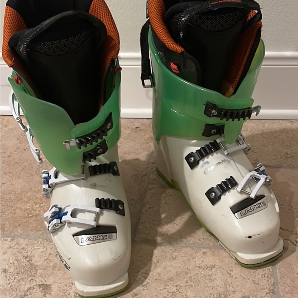 Lange Xt 130 Lv Backcountry Ski Boots Men's Mp - Gem